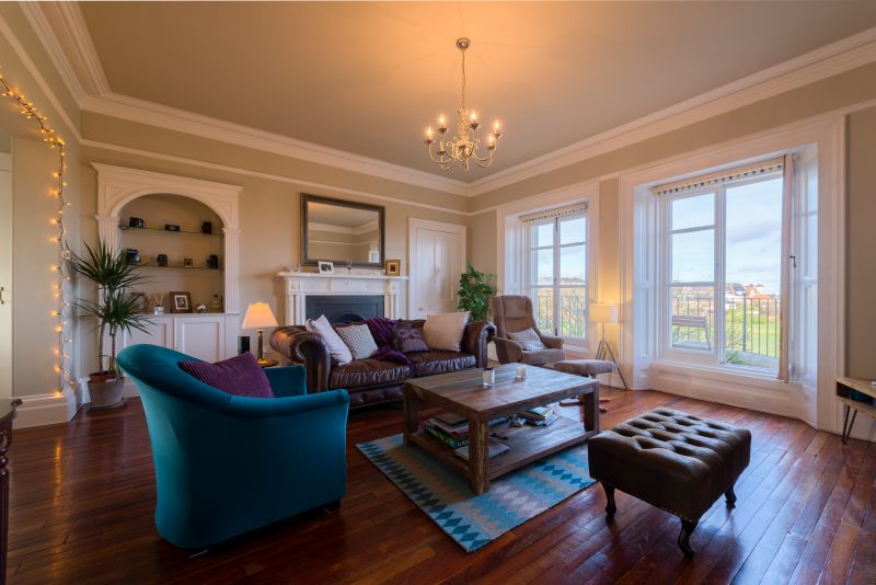 interior raya - Shutter...Evolve